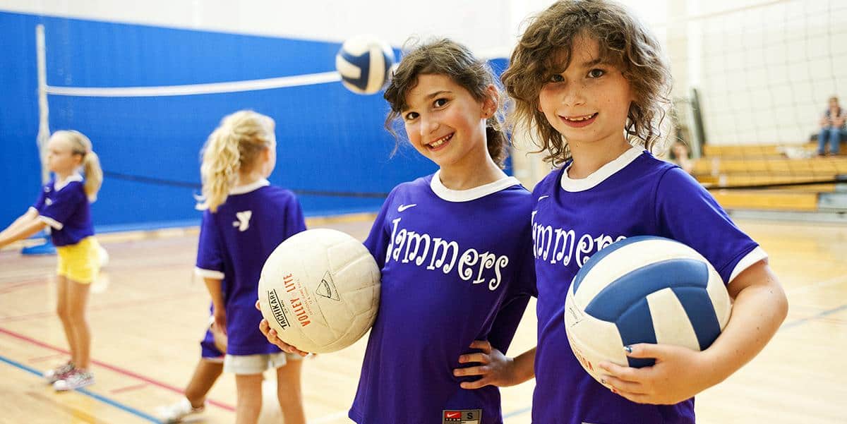 5 Simple Easy Volleyball Drills For Kids To Practice AthleticLift 5 Simple Easy Volleyball Drills For Kids To Practice AthleticLift