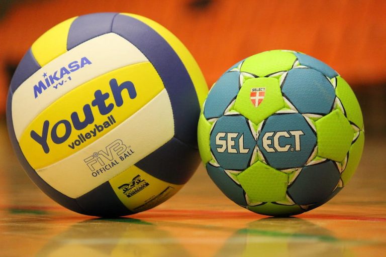 How Heavy Is a Volleyball? | AthleticLift